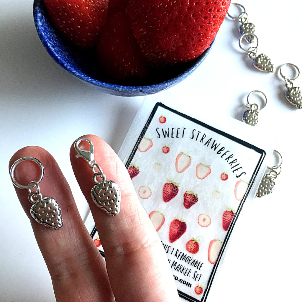 Firefly Notes - Strawberry Stitch Marker Pack – Wööl emporium de laine